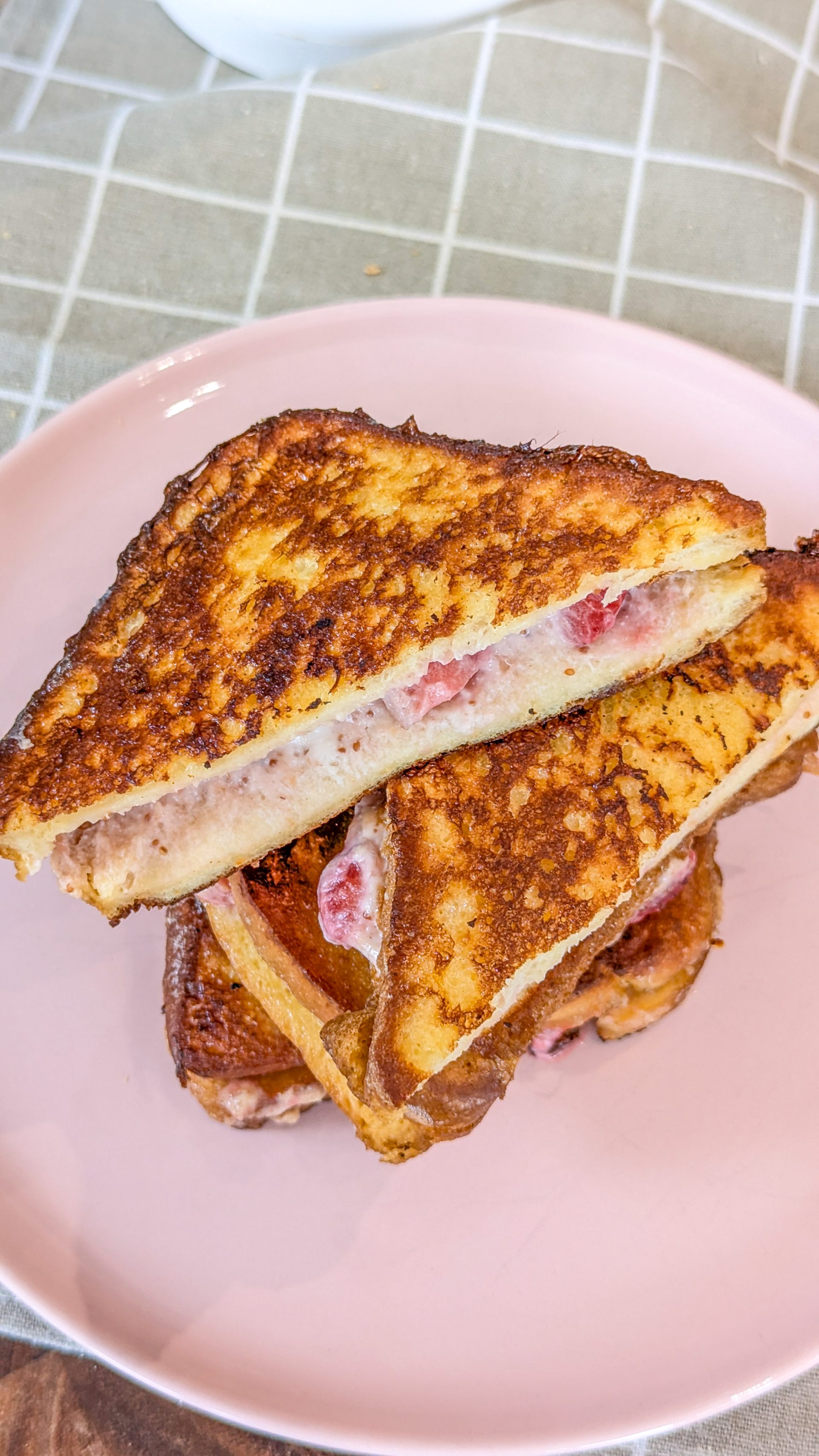 Strawberry and cream cheese stuffed French toast - Comfort Classics Kitchen